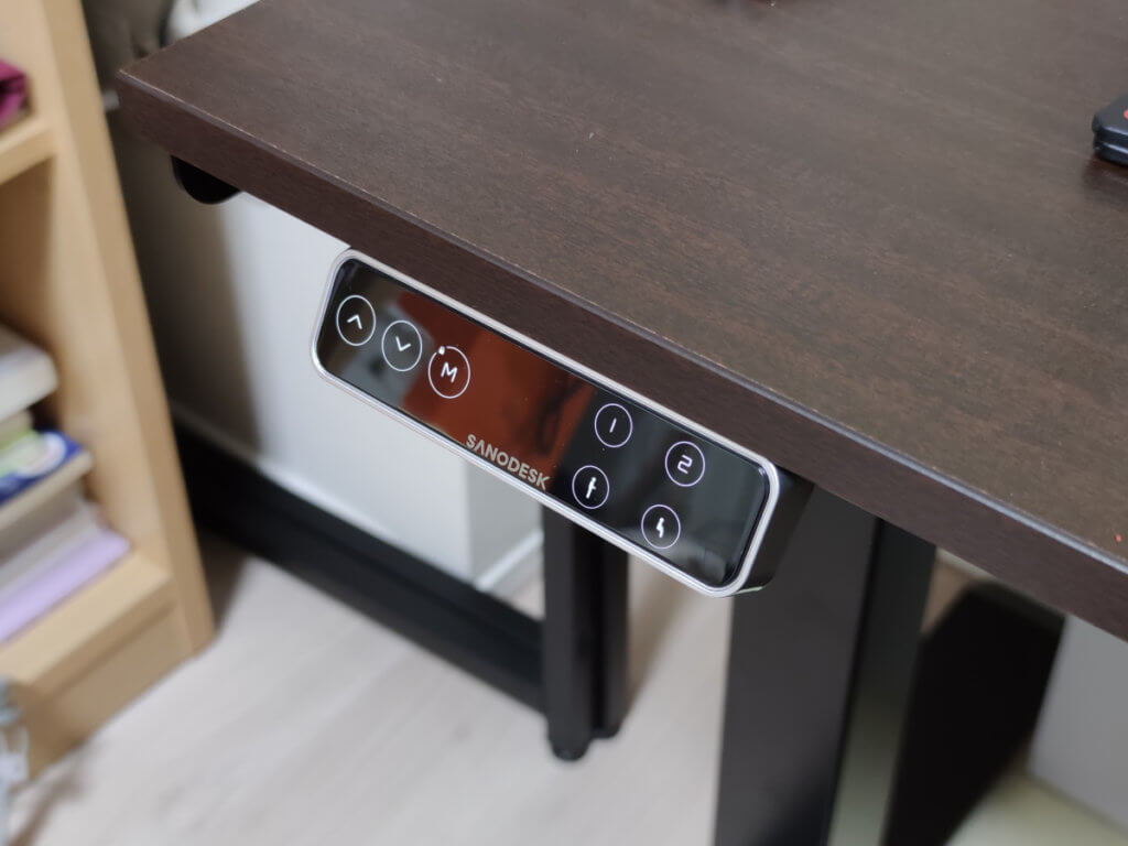 FlexiSpot EJ2レビュー | コスパと機能と安定感、どれも満足の電動スタンディングデスク – naenote.net