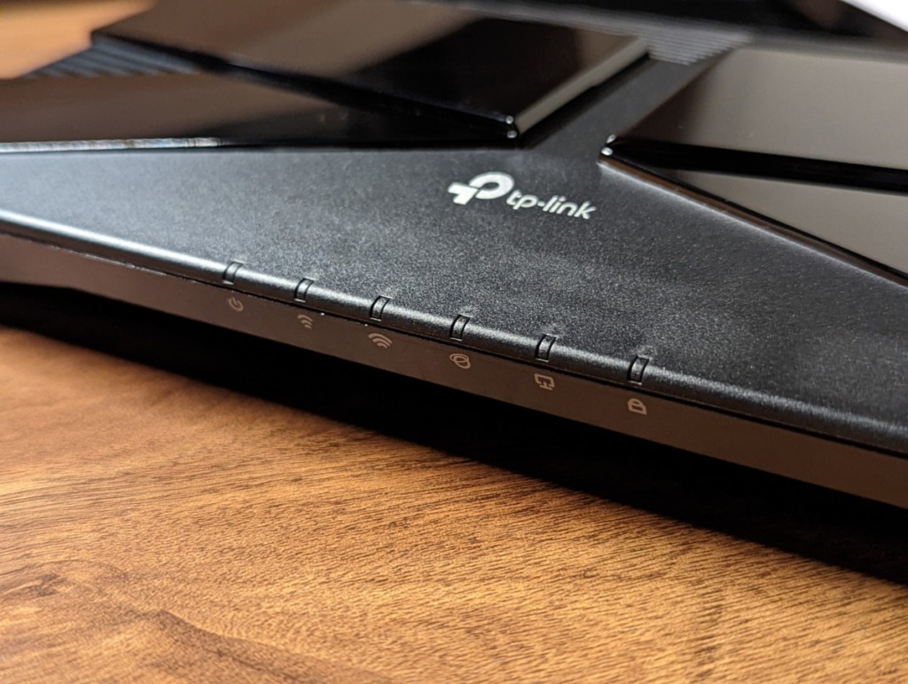 TP-Link Archer AX23レビュー | 極限まで筋肉質。過剰スペックを取り去ったコンパクトWiFiルーター – naenote.net