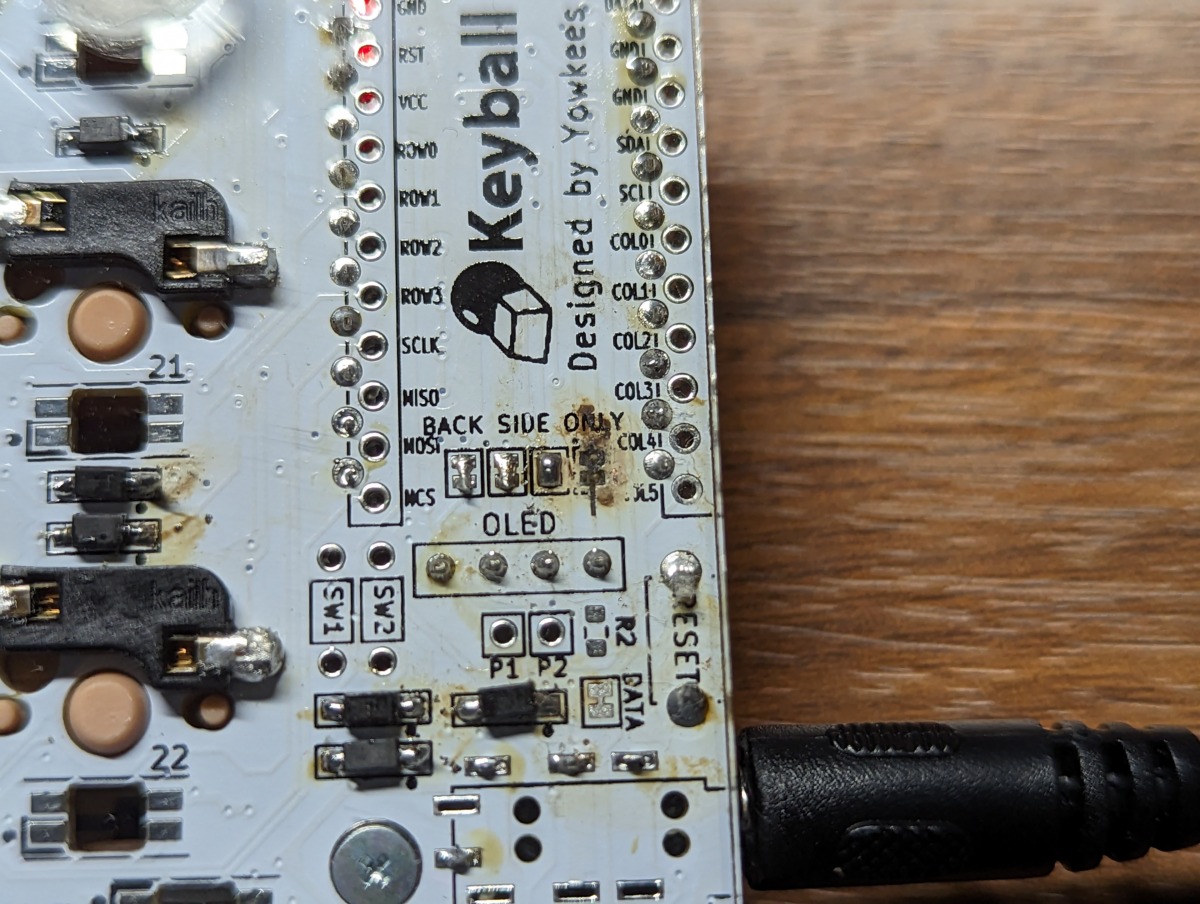 Keyball 39レビュー | すばらしいが悩ましい。副作用に根気よく向き合えるか – naenote.net