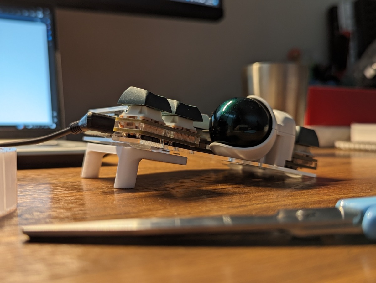 Keyball 39レビュー | すばらしいが悩ましい。副作用に根気よく向き合えるか – naenote.net