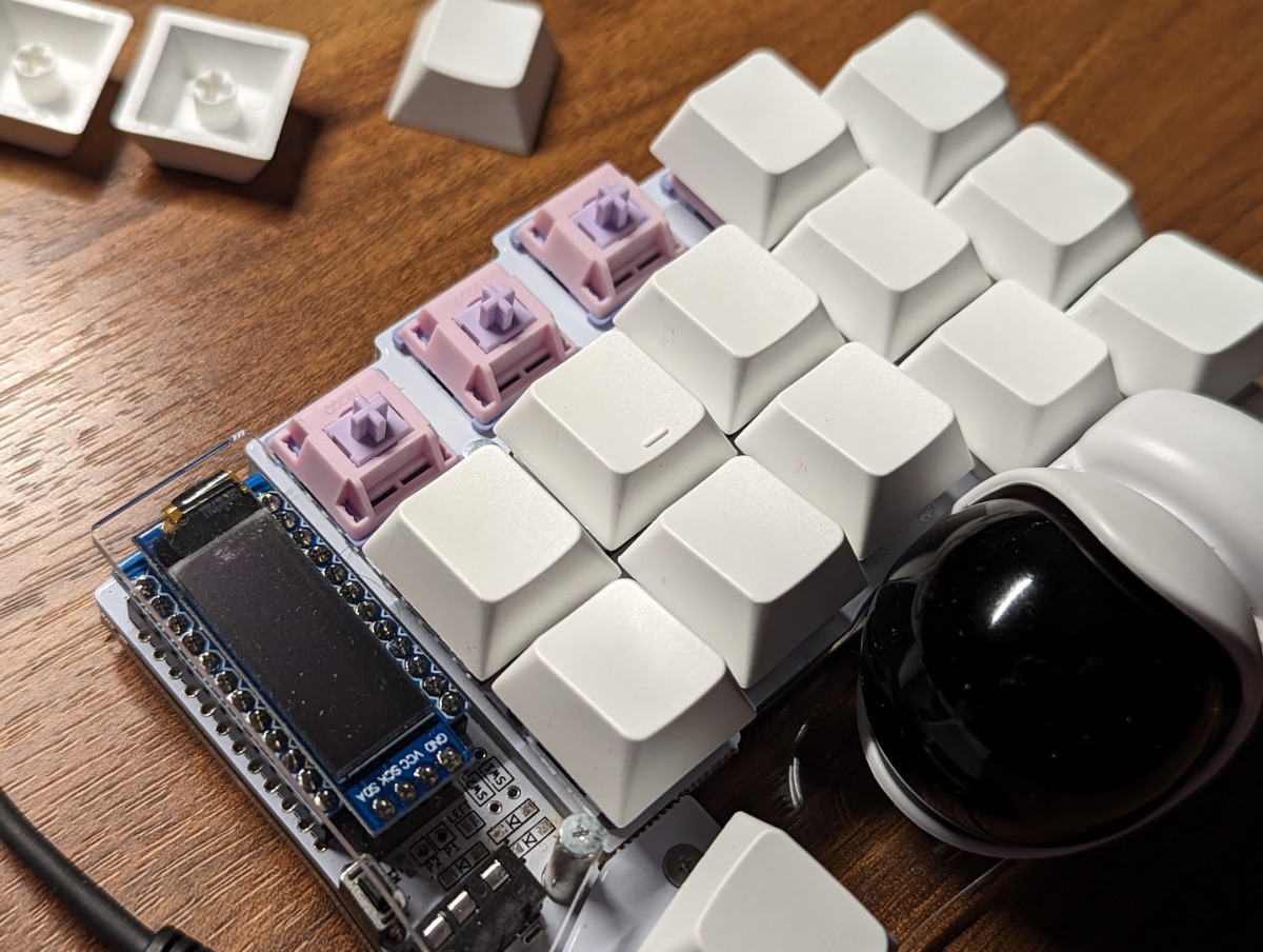 Akko Fairy Silentレビュー | もちっとした浮遊感としっとりとした静音が特長のサイレントリニア軸 – naenote.net